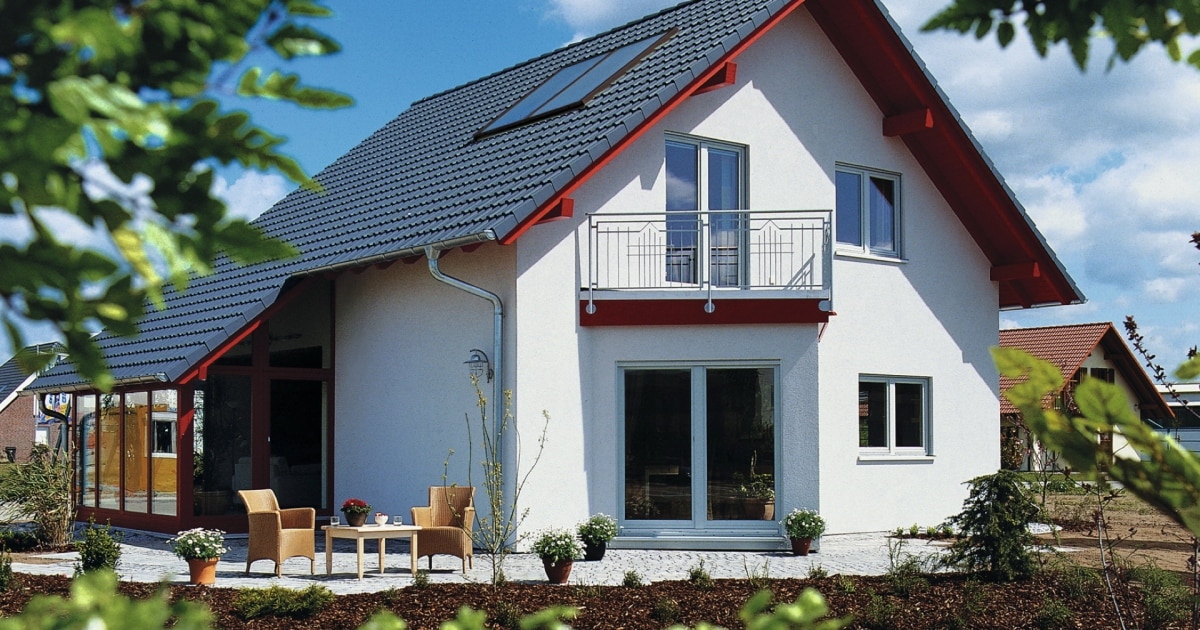 Solar Thermal Heating & Hot Water Systems | Viessmann UK